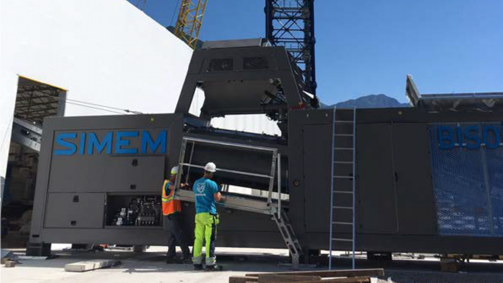 Super Mobile Batching Plant – BISON – Simem