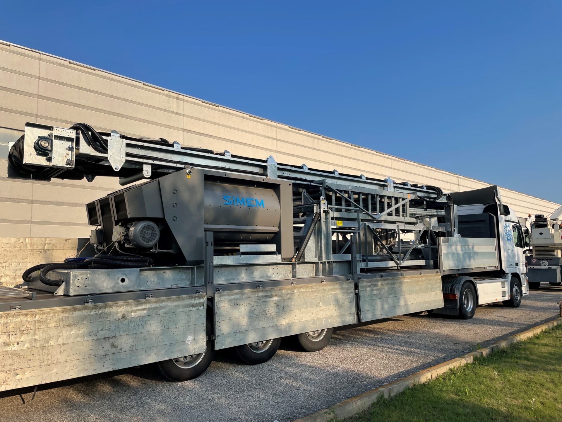 Semi Mobile Batching Plant – EAGLE – Simem